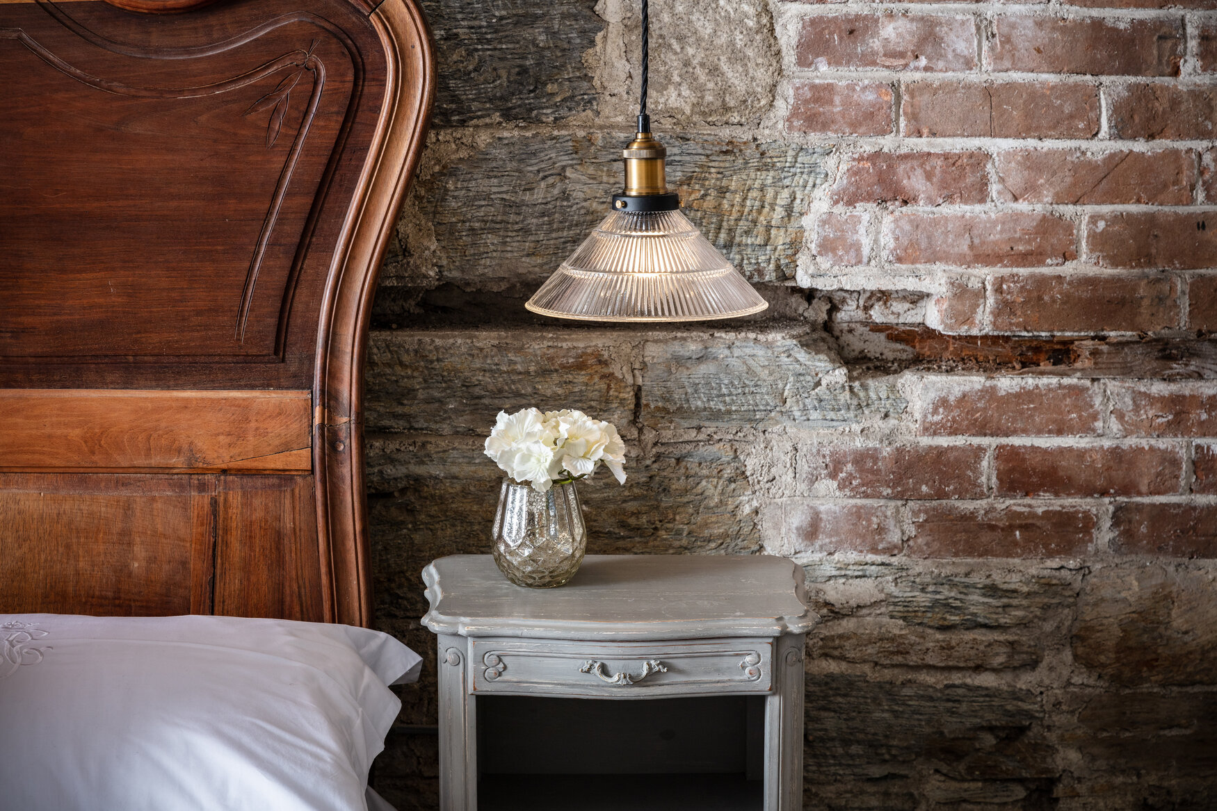 Lighting Ideas For Small Rooms - Soho Blog