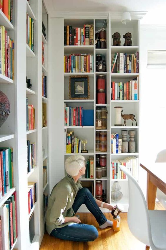 7 Perfect Tiny Library Rooms - Soho Blog